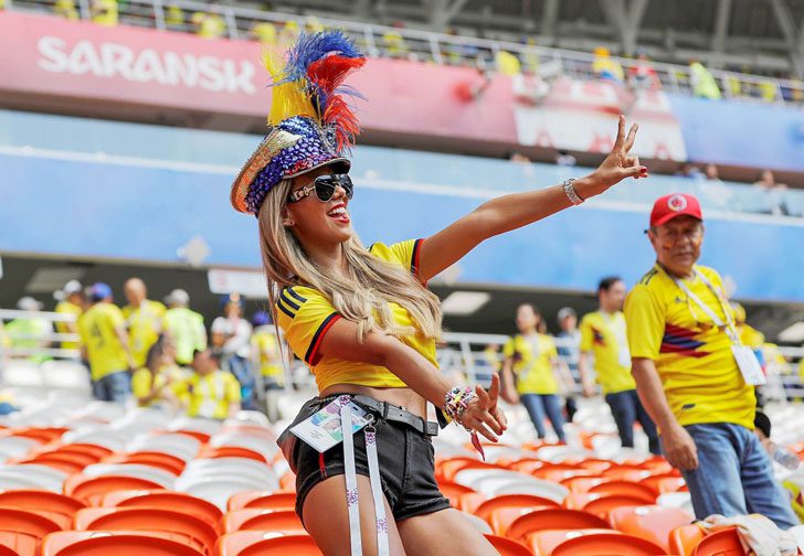 45 Beautiful Soccer Fans That Took Our Attention From The Field To The ...