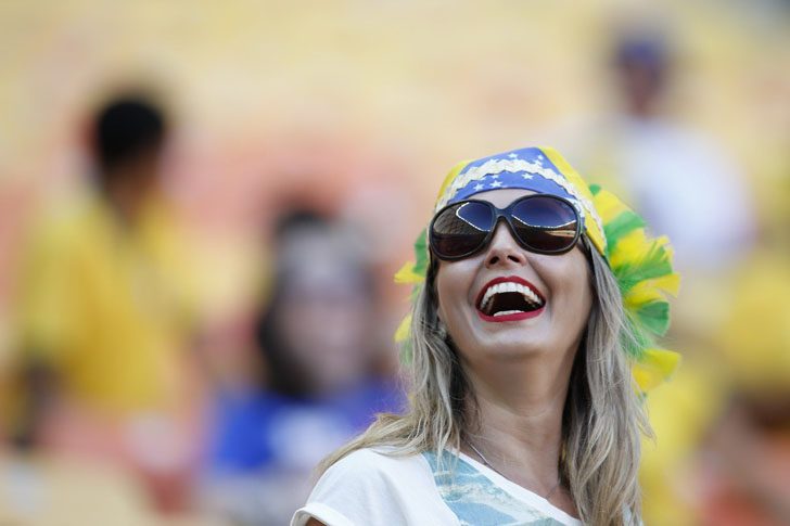 45 Beautiful Soccer Fans That Took Our Attention From The Field To The ...